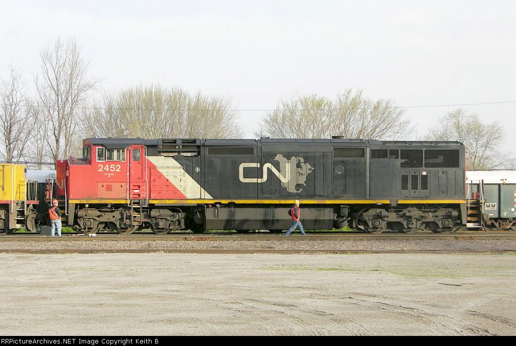 CN 2452